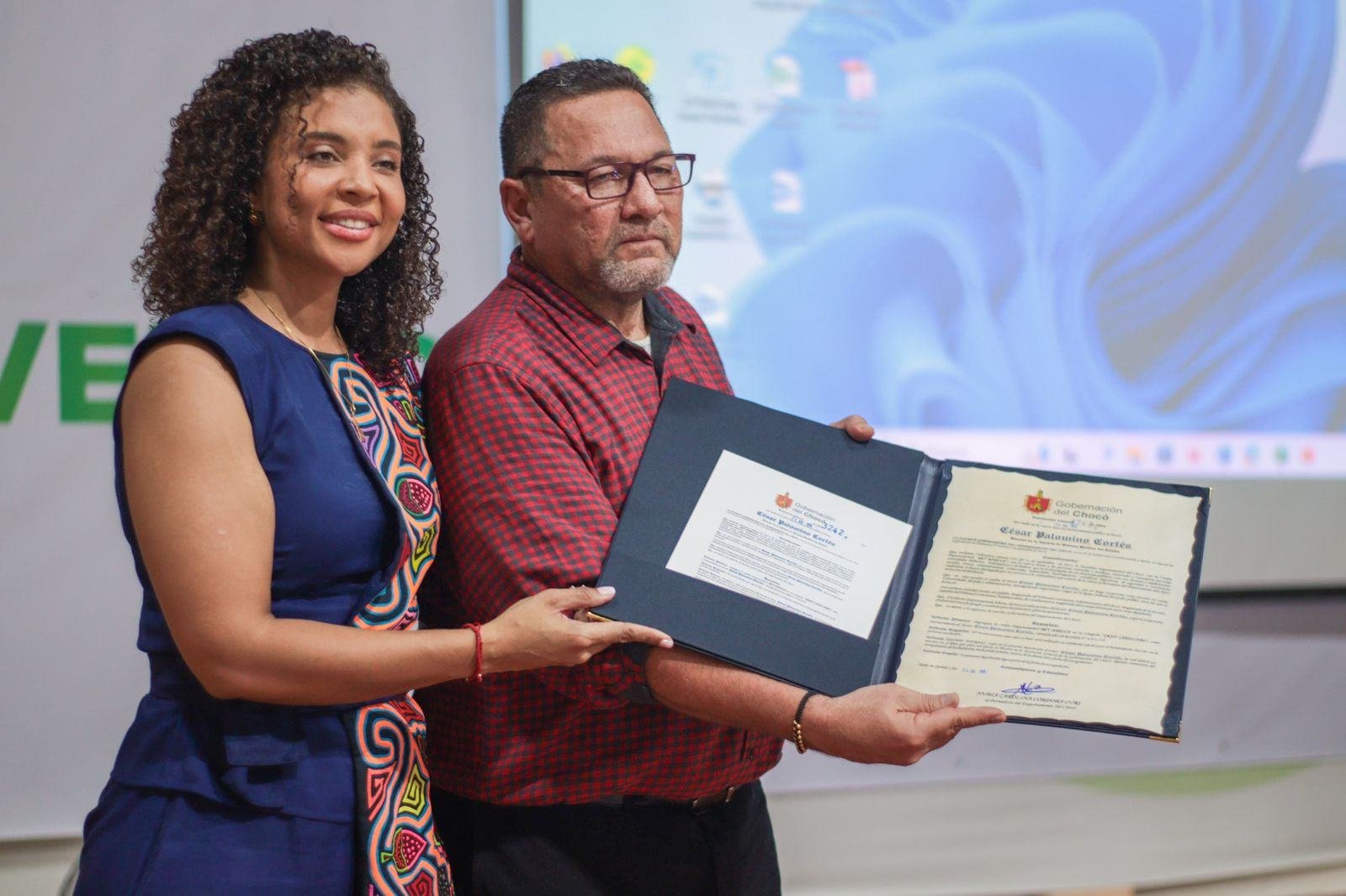 LA GOBERNADORA NUBIA CÓRDOBA CURI HONRA AL NUEVO DIRECTOR DE LA AGENCIA ...